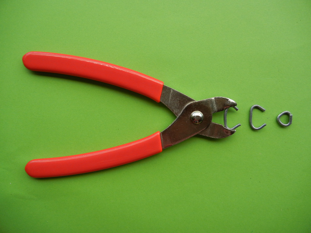 Growing Aids & Accessories : Maspro Fastener Pliers