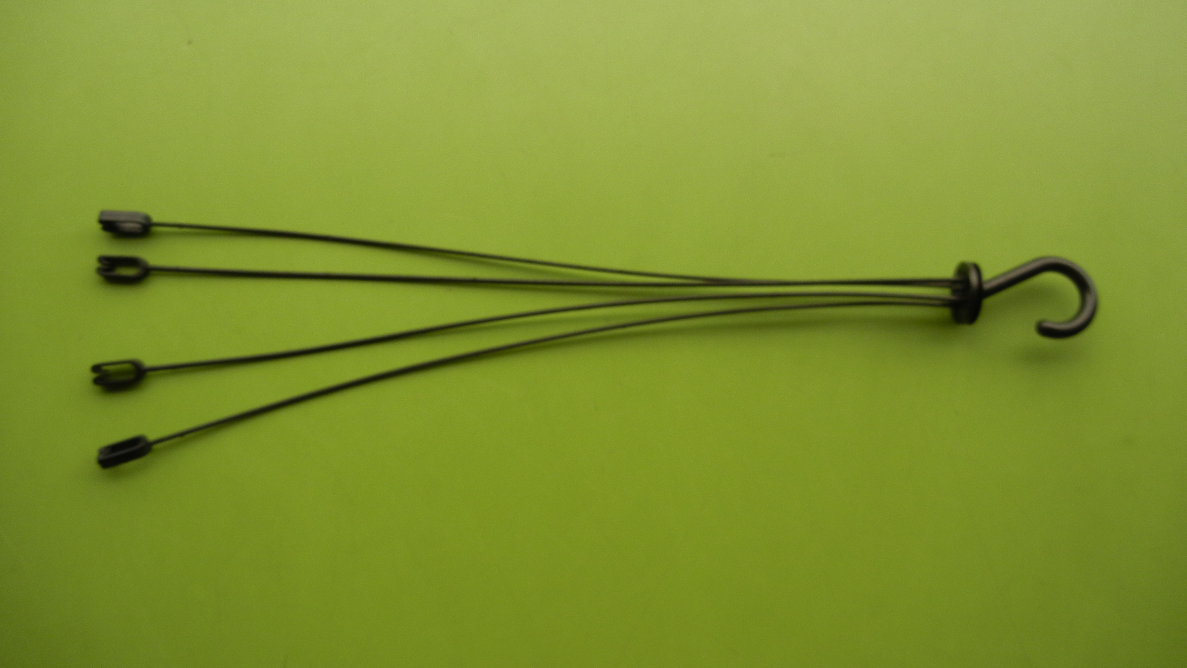 Pot Hangers : plastic pot hanger 4 leg swivel